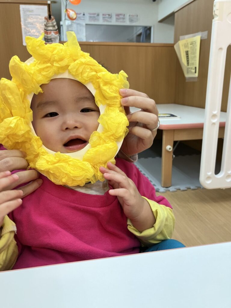 自分で顔にはめてにっこり笑顔を見せてくれた子もいて自然と笑みが溢れた瞬間でした。